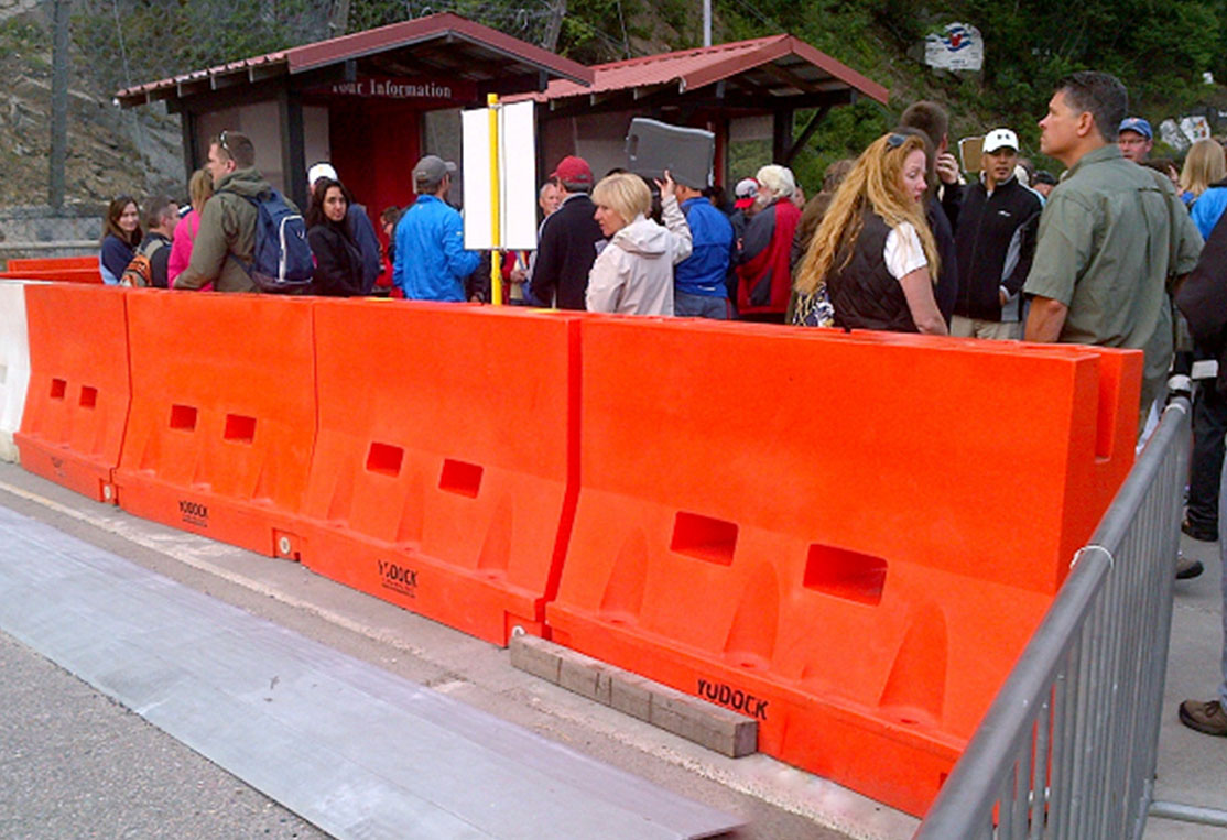 Events & Crowd Control - Valtir Rentals